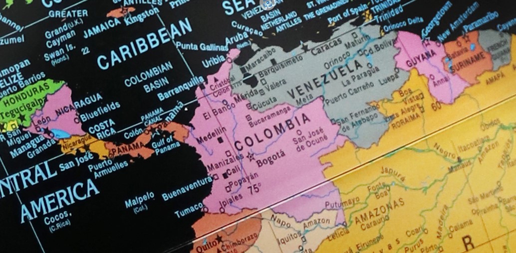 World Globe Orion Black Illuminated 30cm Replogle - Maps, Books ...